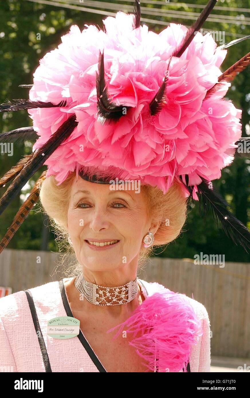 Arrives for the days racing at royal ascot hi-res stock photography and ...