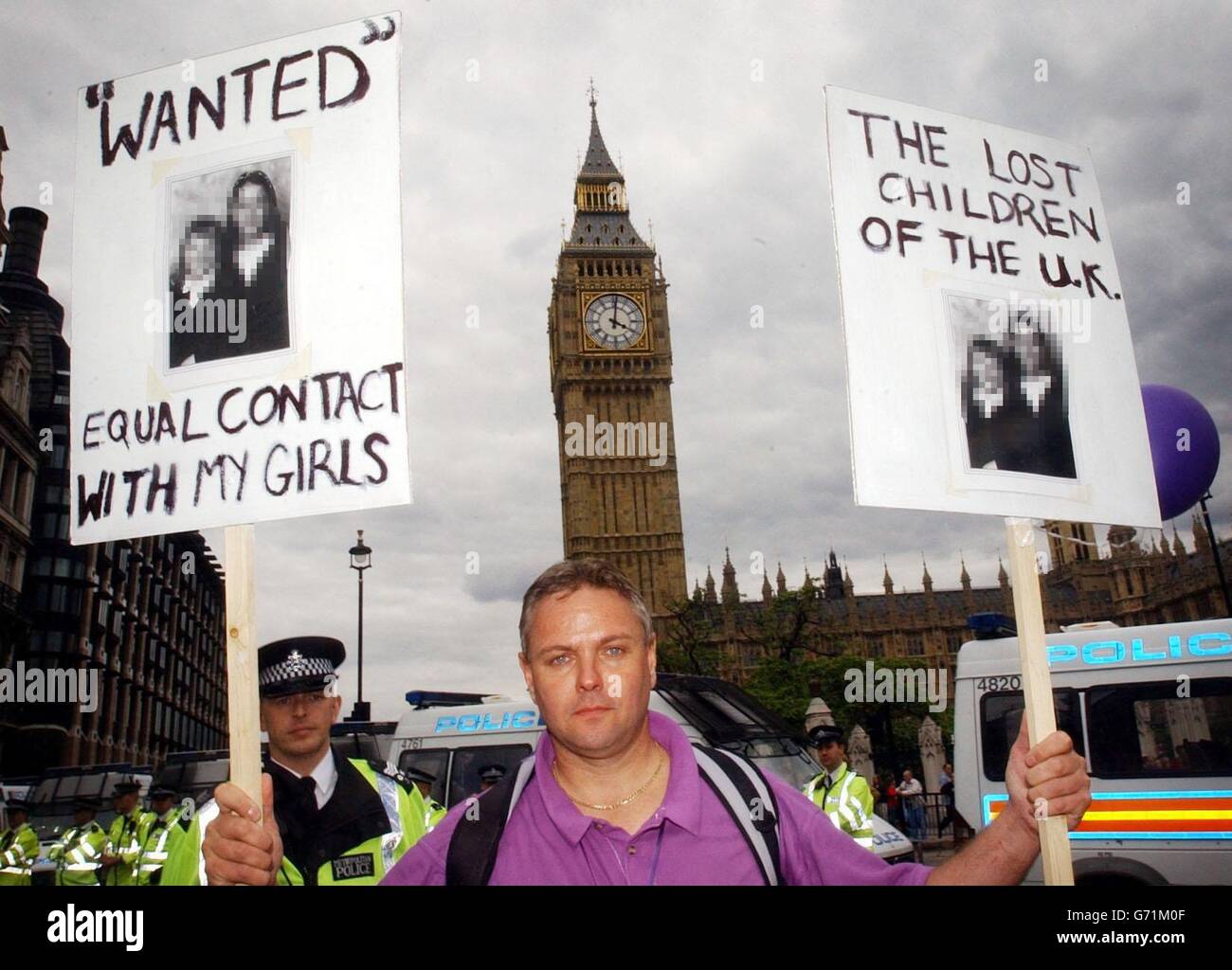 Members of 'Fathers 4 Justice' demonstrate during their march to ...