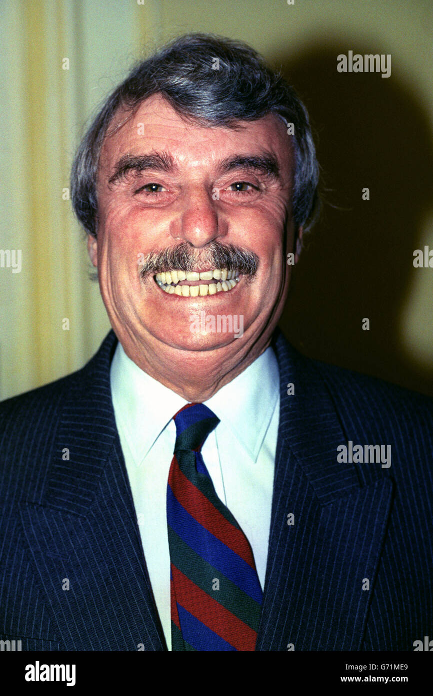 Literature - Author - Leslie Thomas. British author Leslie Thomas Stock ...