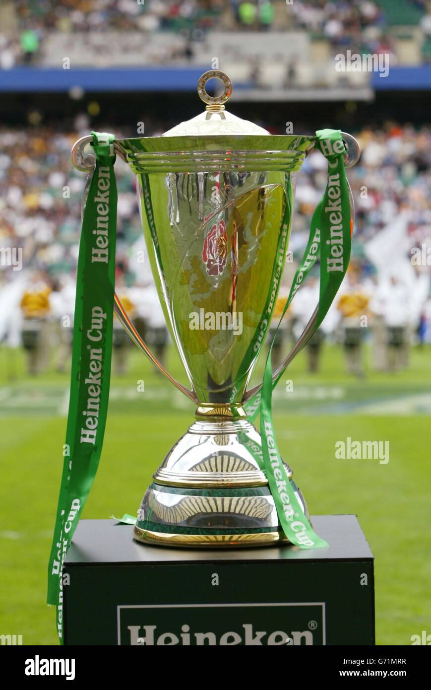 Rugby full length cup trophy hi-res stock photography and images - Alamy