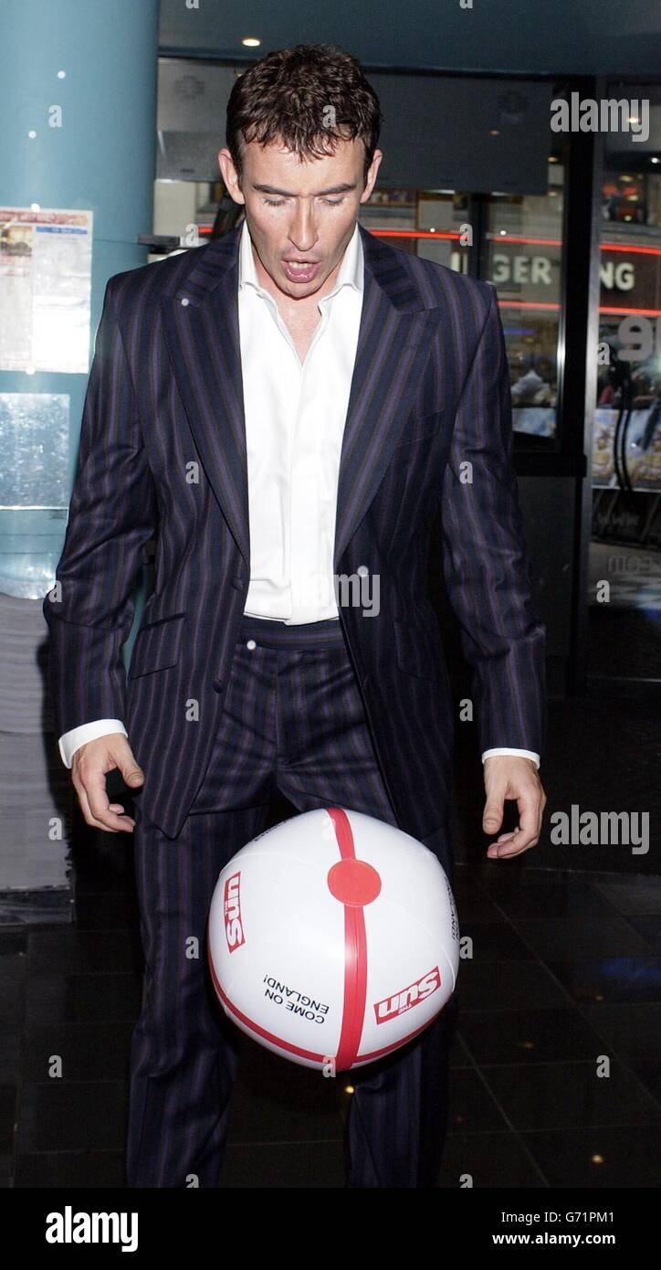 Steve Coogan - Around the World In 80 Days Premiere Stock Photo - Alamy