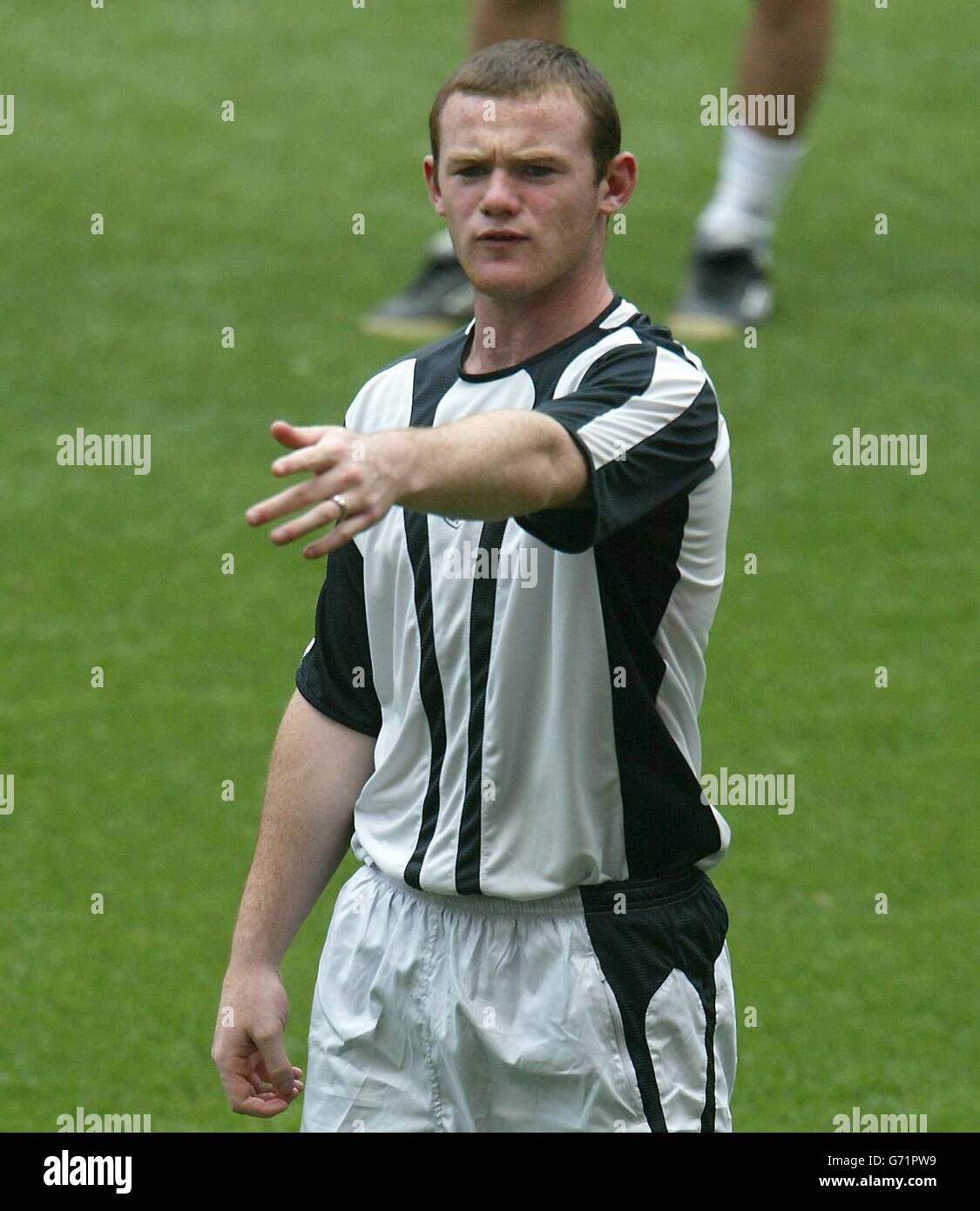 Euro 2004 England Training Stock Photo - Alamy