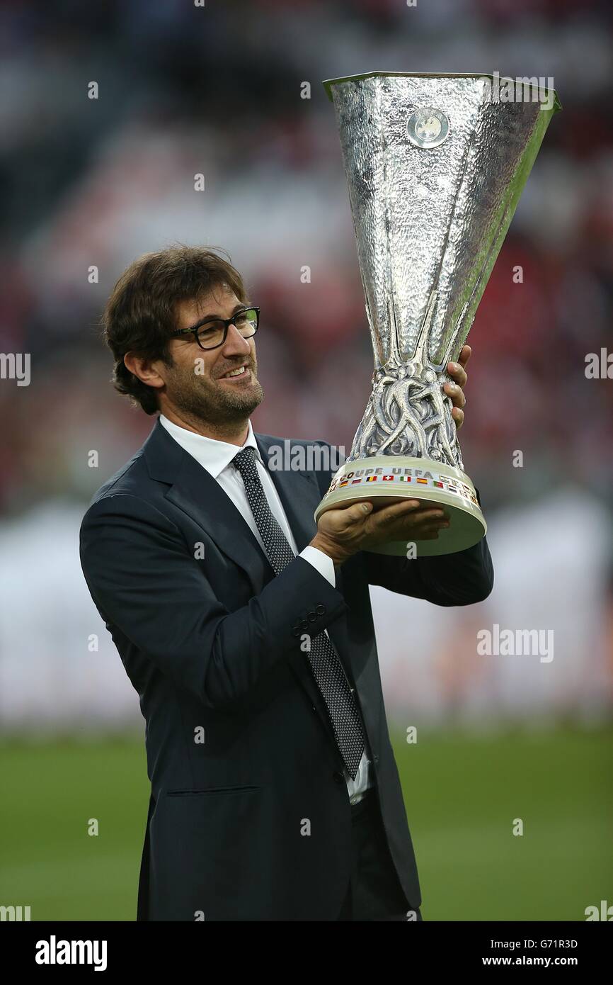 Ciro ferrara juventus hi-res stock photography and images - Alamy