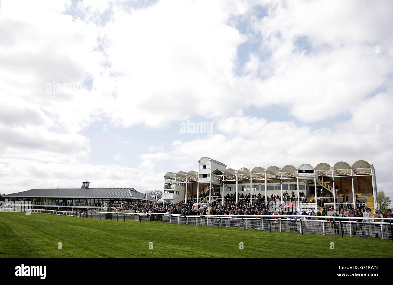 Nottingham racecourse general hi-res stock photography and images - Alamy