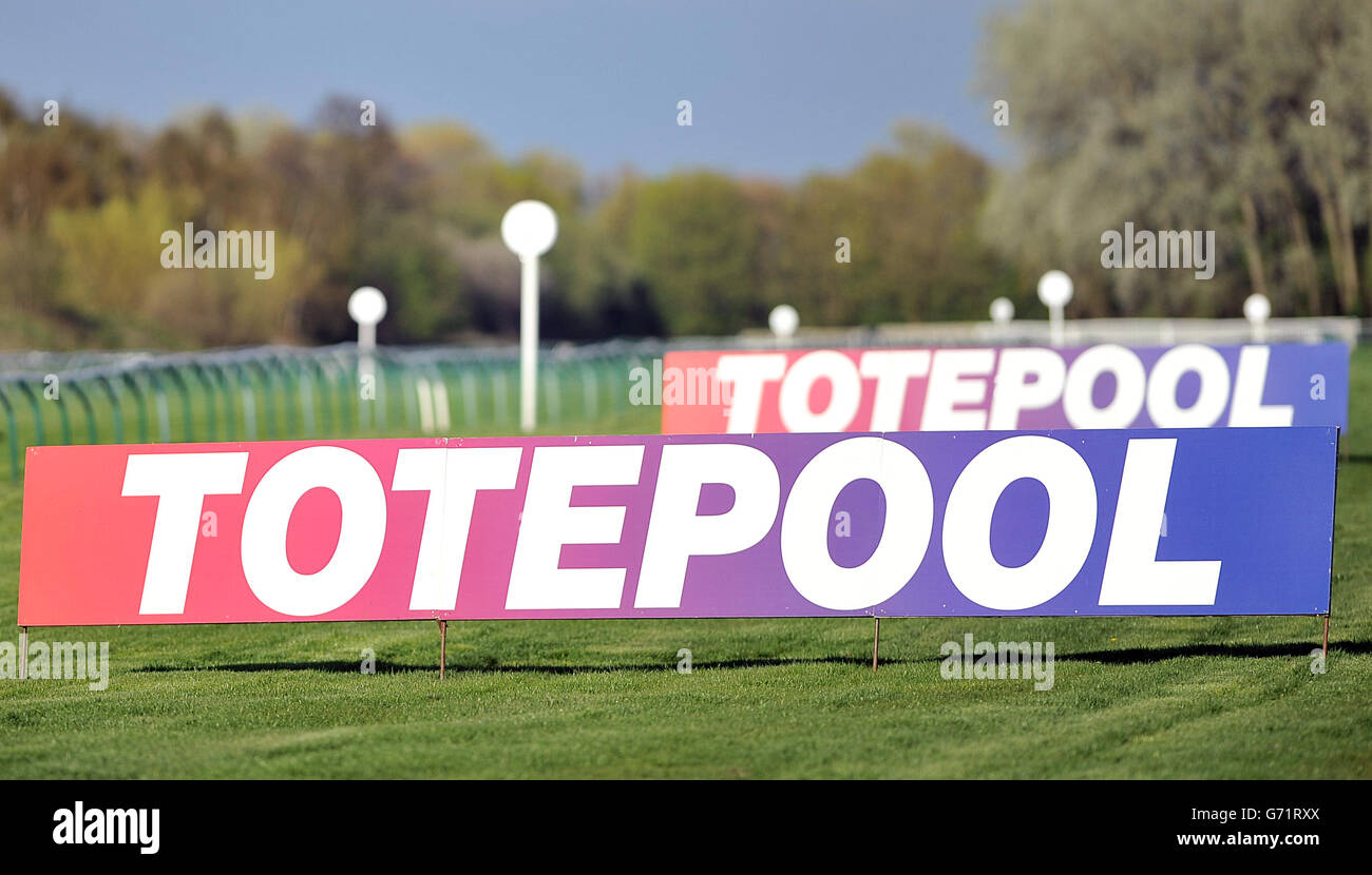 Nottingham racecourse general hi-res stock photography and images - Alamy