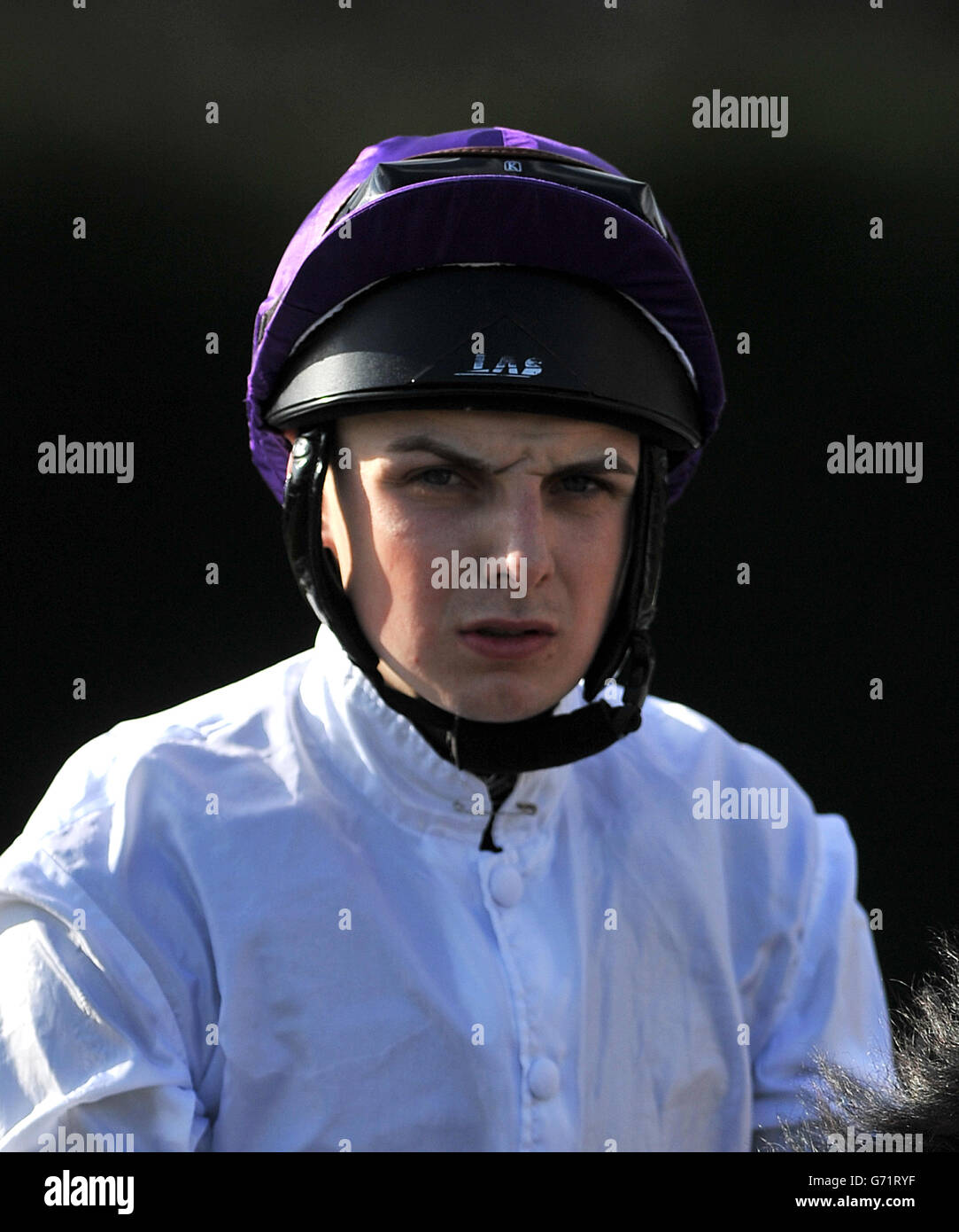 Horse racing nottingham racecourse hi-res stock photography and images ...