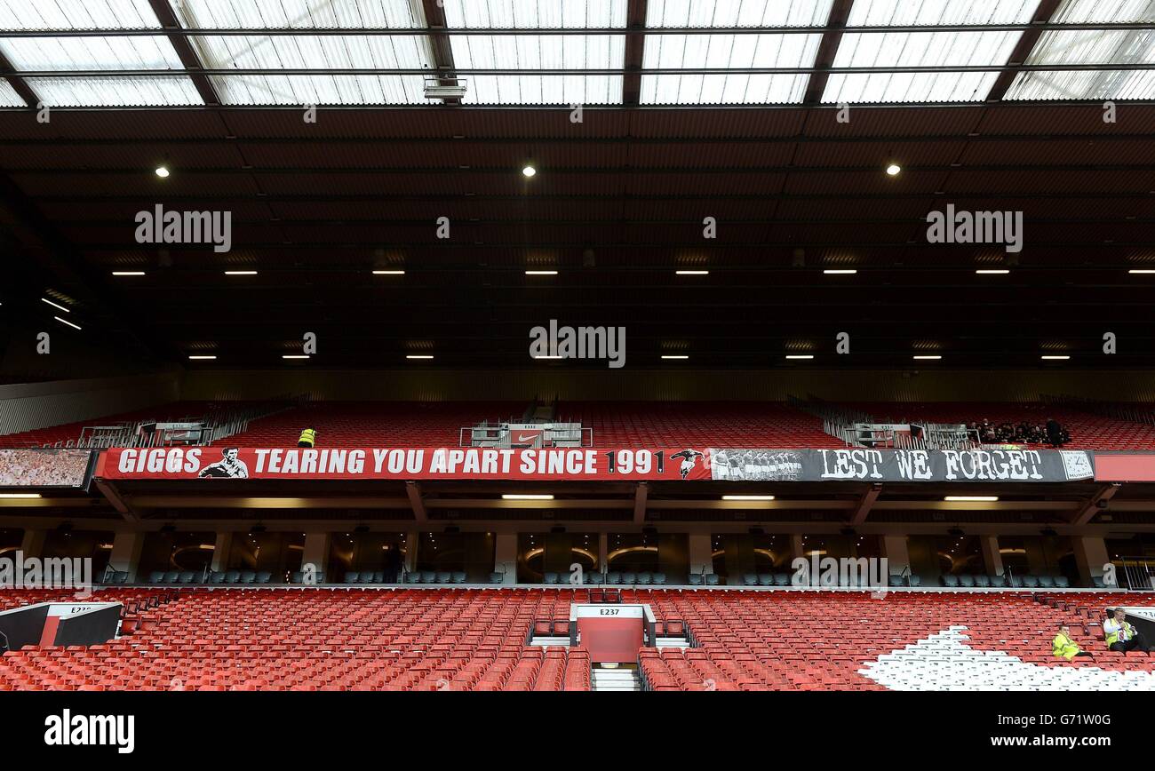 Soccer - Barclays Premier League - Manchester United v Norwich City ...