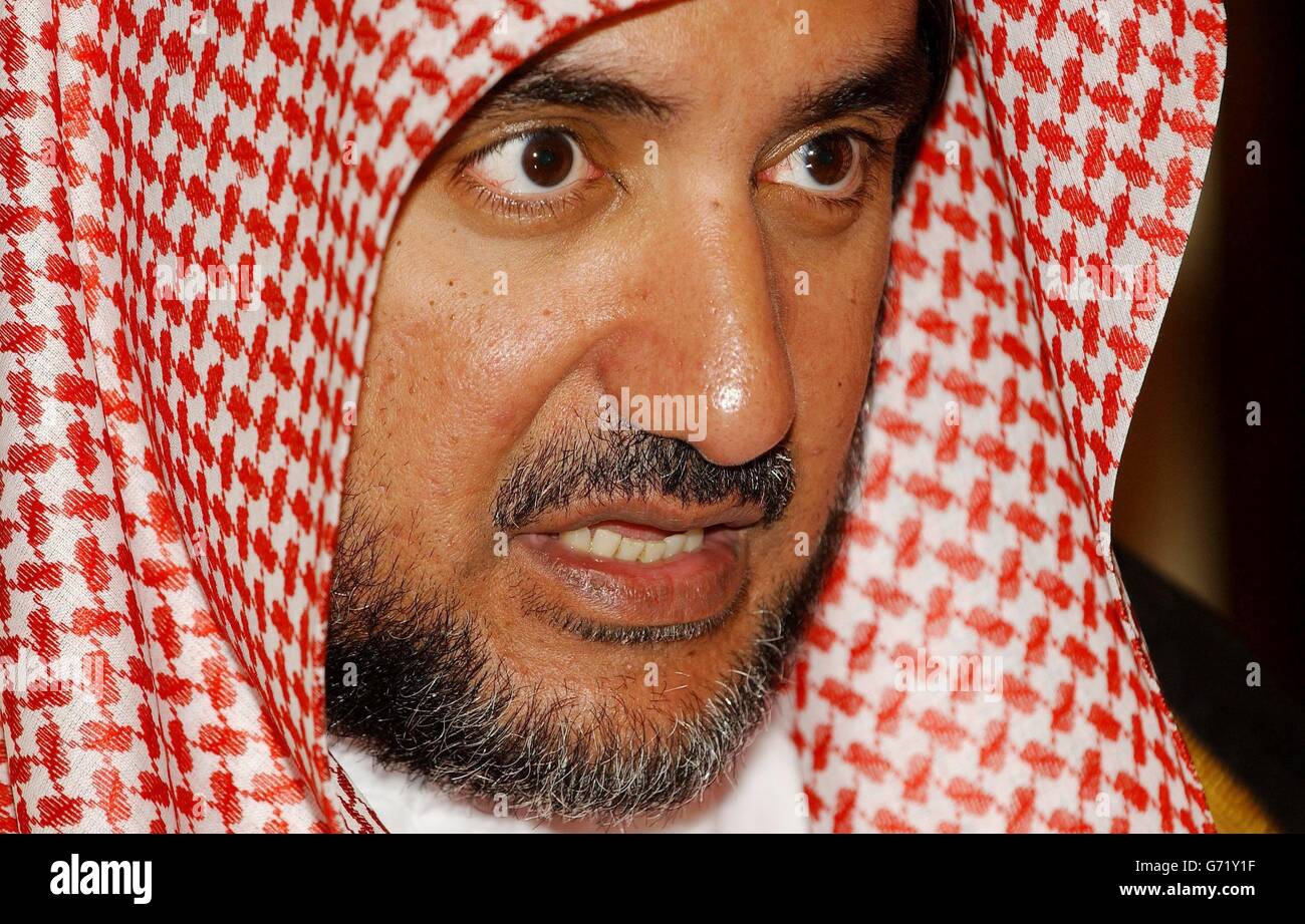 Politics terrorism saleh bin abdulaziz al shaikh hi-res stock ...