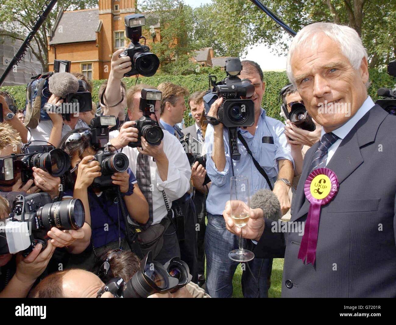 Robert kilroy hi-res stock photography and images - Alamy