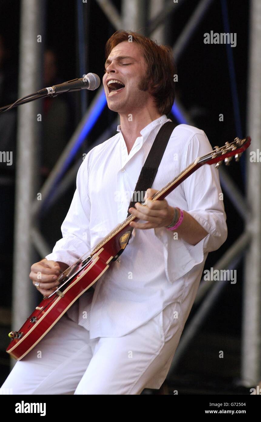 Supergrass perform on pyramid stage glastonbury festival hi-res stock ...