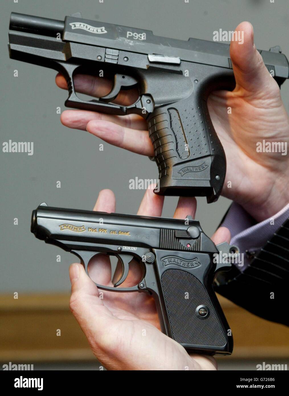 POLICE Internet 1 Stock Photo - Alamy