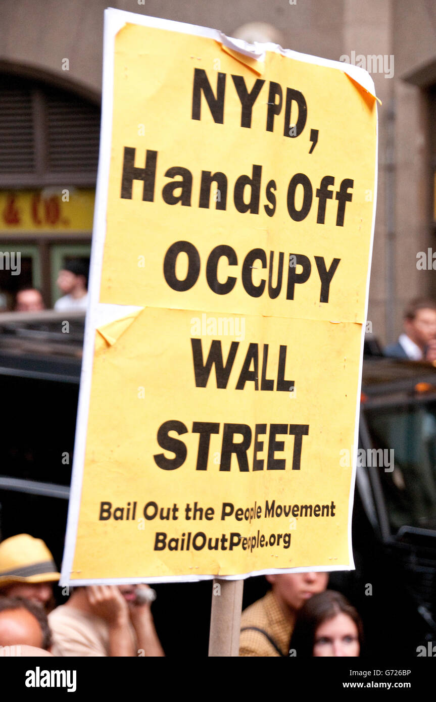 Occupy Wall Street demonstration, Wall Street financial area vicinity ...