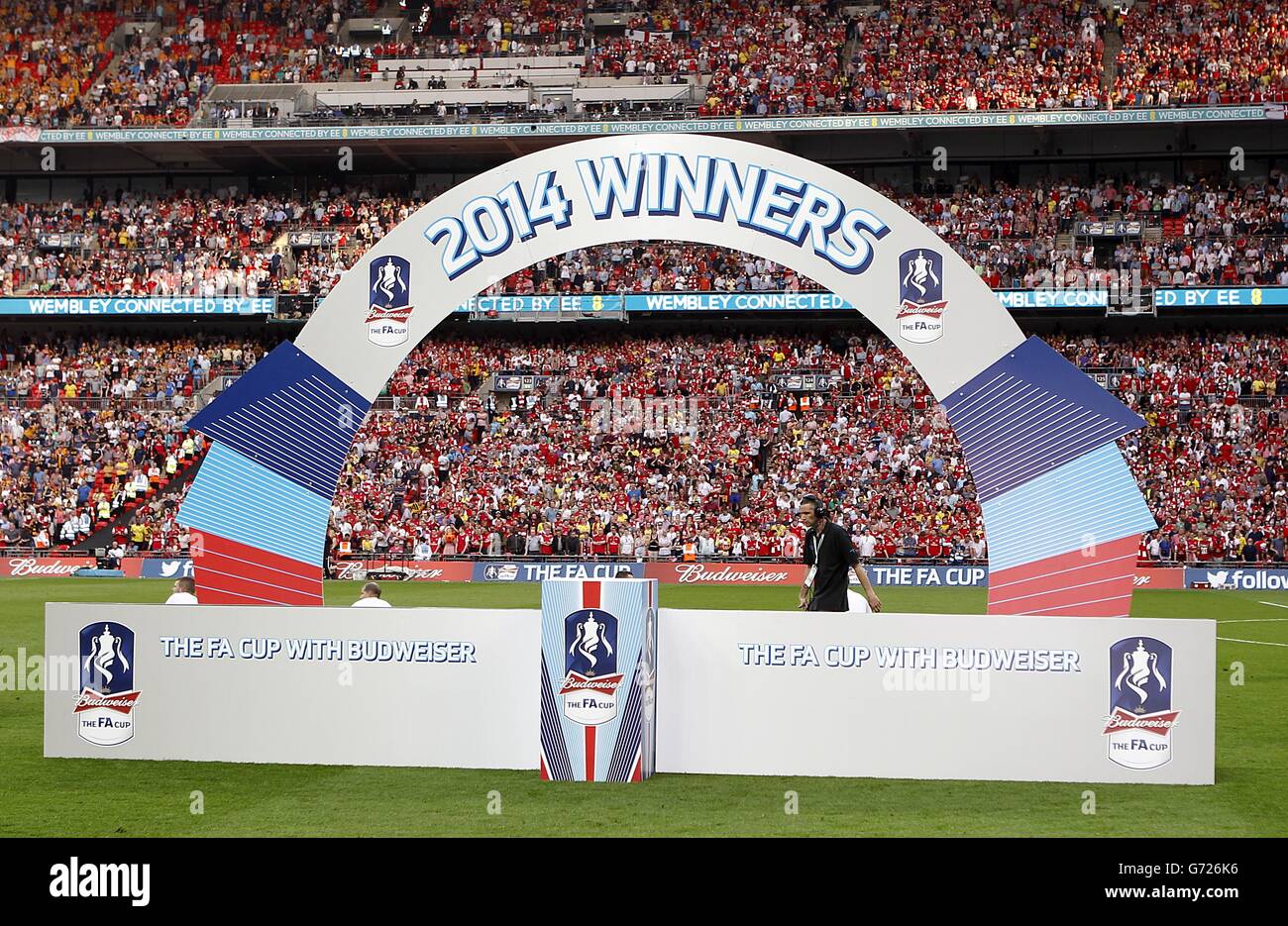 2014 fa cup final arsenal hull hi-res stock photography and images - Alamy