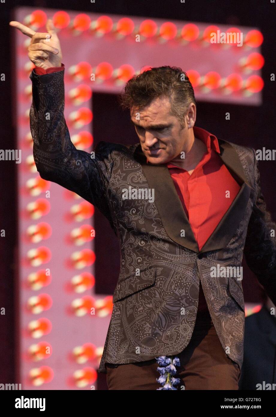 Morrissey performs on pyramid stage glastonbury music festival worthy ...
