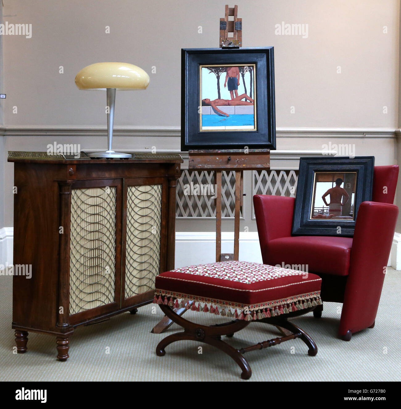 Some of the possessions of artist Painter Jack Vettriano in the Bonhams ...