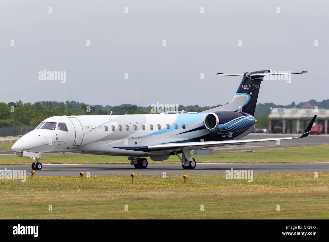Legacy 600 corporate jet hi-res stock photography and images - Alamy