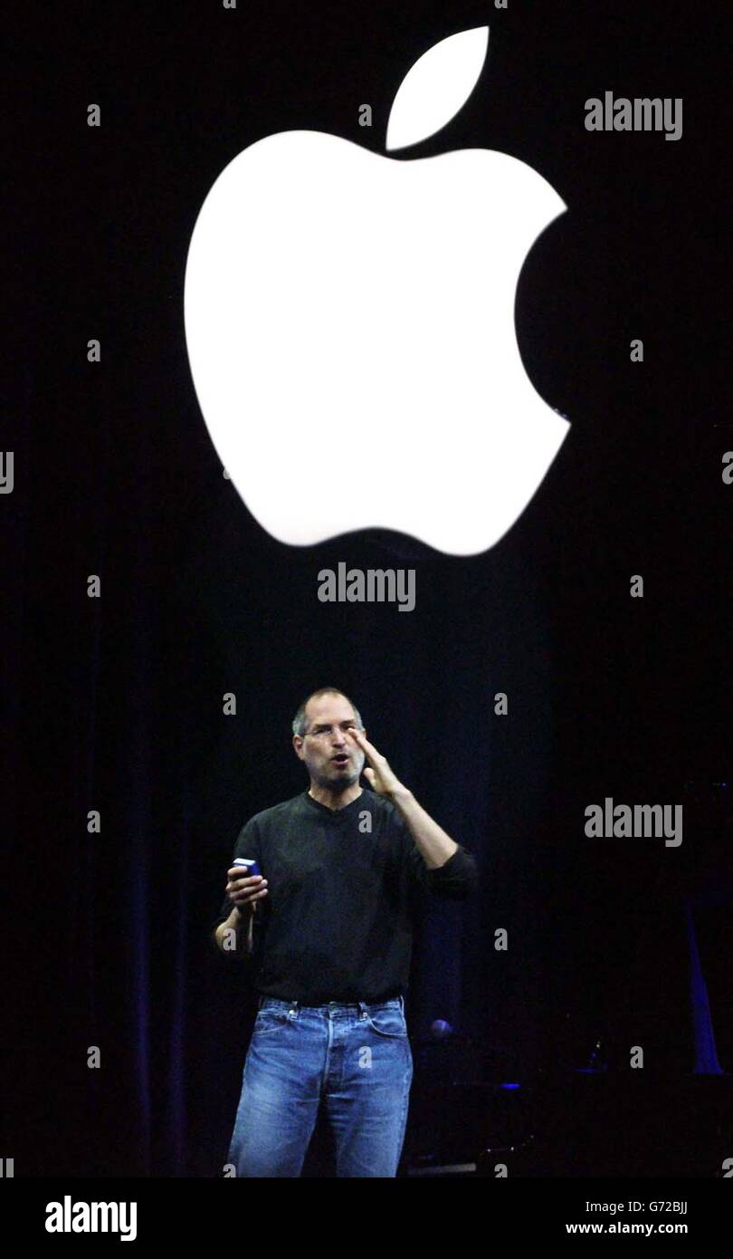 Steve jobs launch hi-res stock photography and images - Alamy