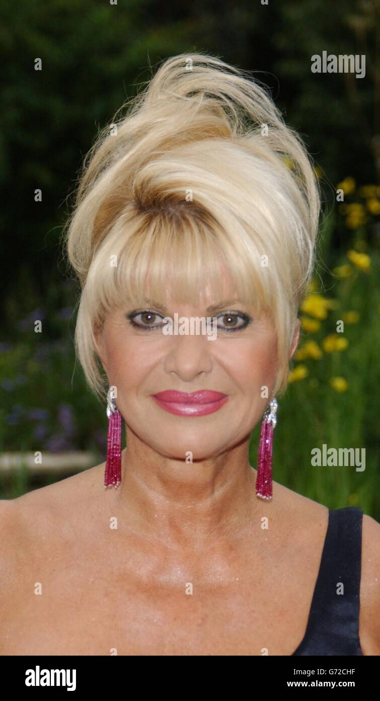 Ivana trump fashion show hi-res stock photography and images - Alamy