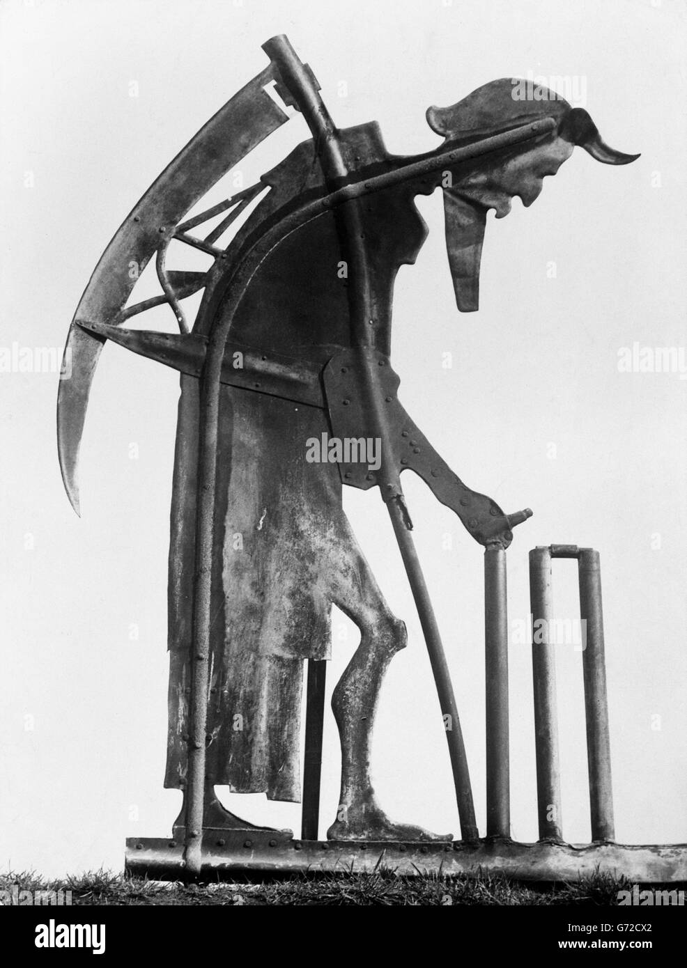 Old father time and weather vane hi-res stock photography and images ...