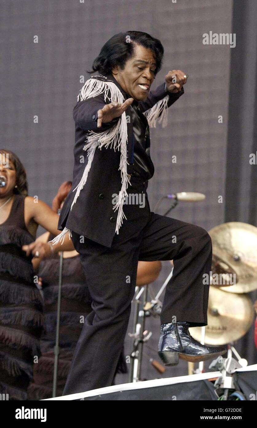 James Brown Dancing On Stage