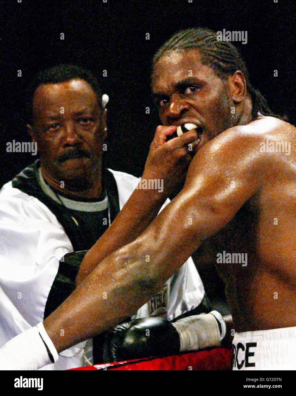 BOXING WBF heavyweight title bout Stock Photo - Alamy