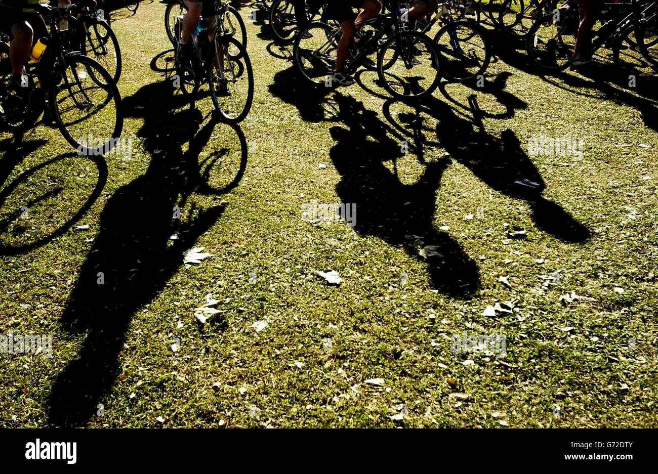 London Scenes - Charity Events - London to Brighton Bike Ride - 2004 ...