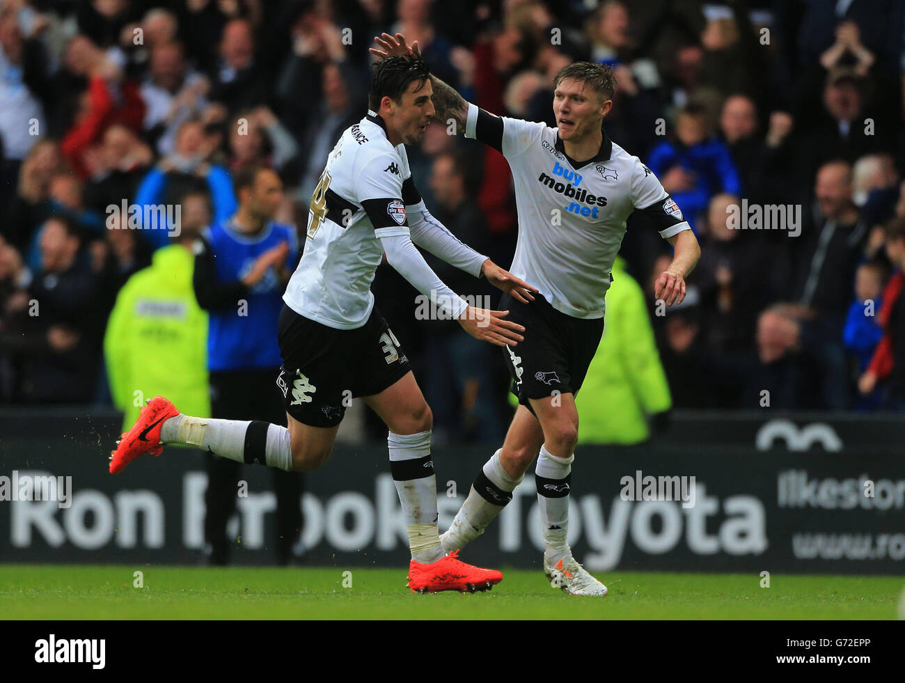 Derby County's George Thorne celebrates scoring the third goal against ...