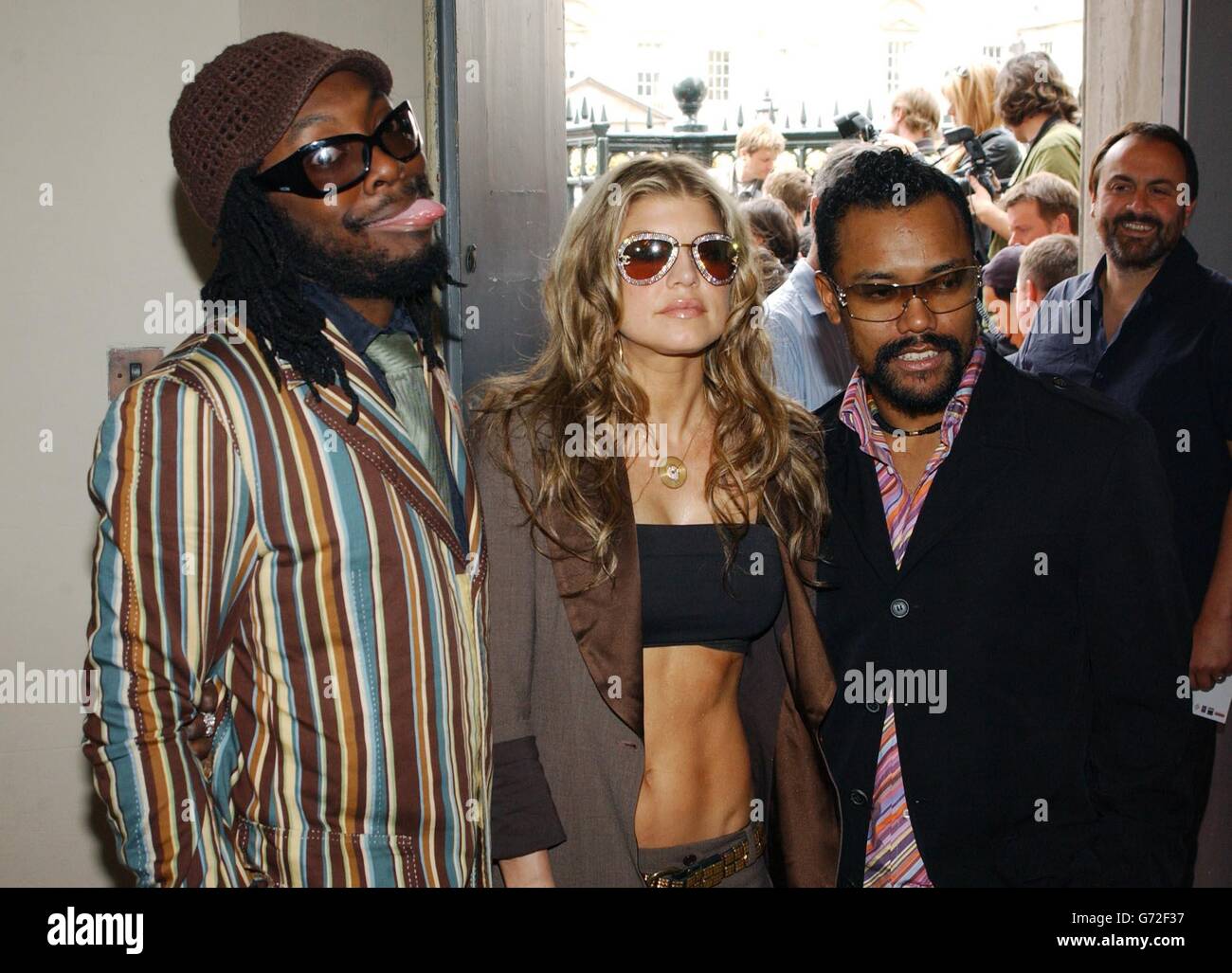 Showbiz mojos hi-res stock photography and images - Alamy