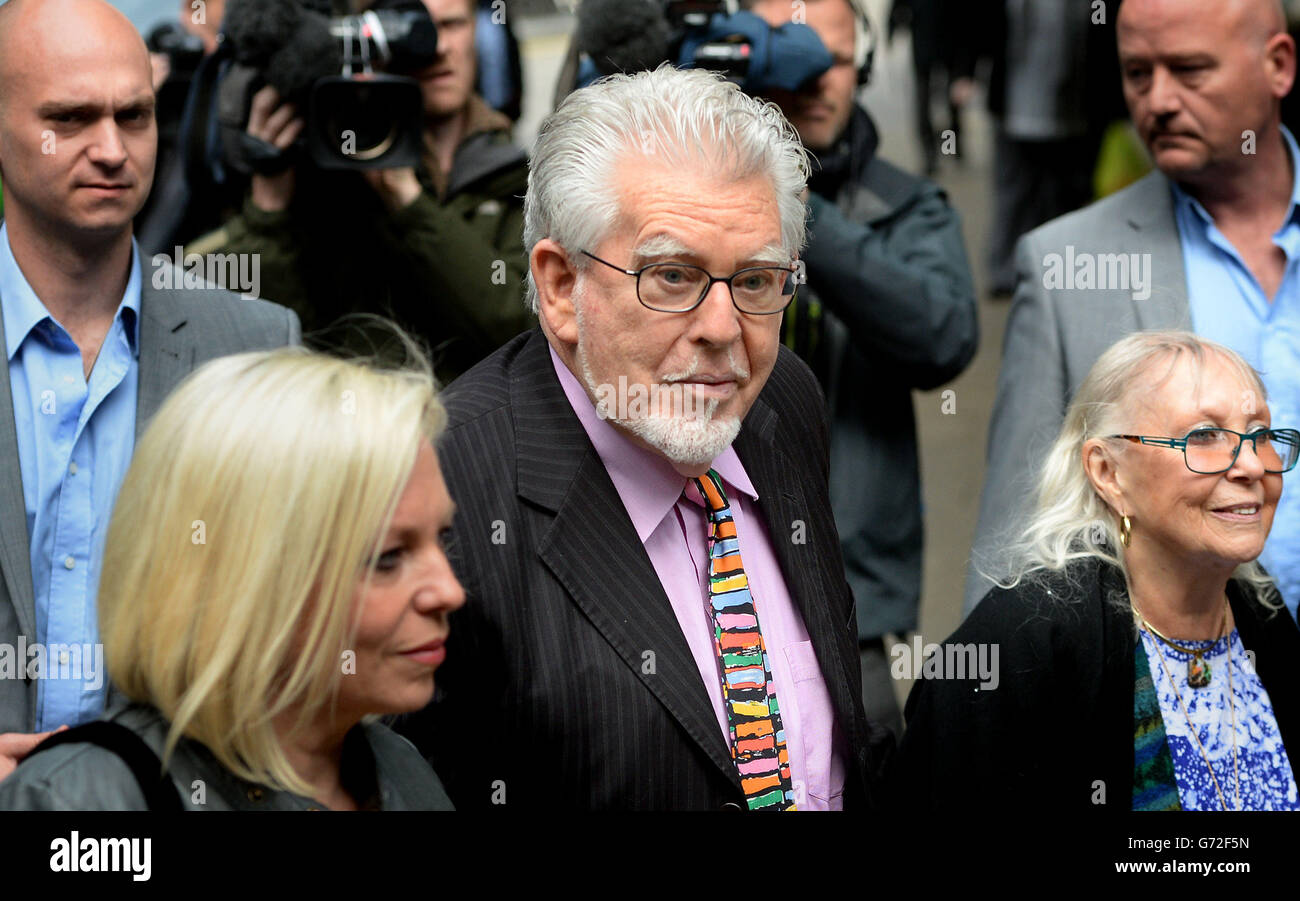 Veteran entertainer Rolf Harris arrives with daughter Bindi (left) and ...