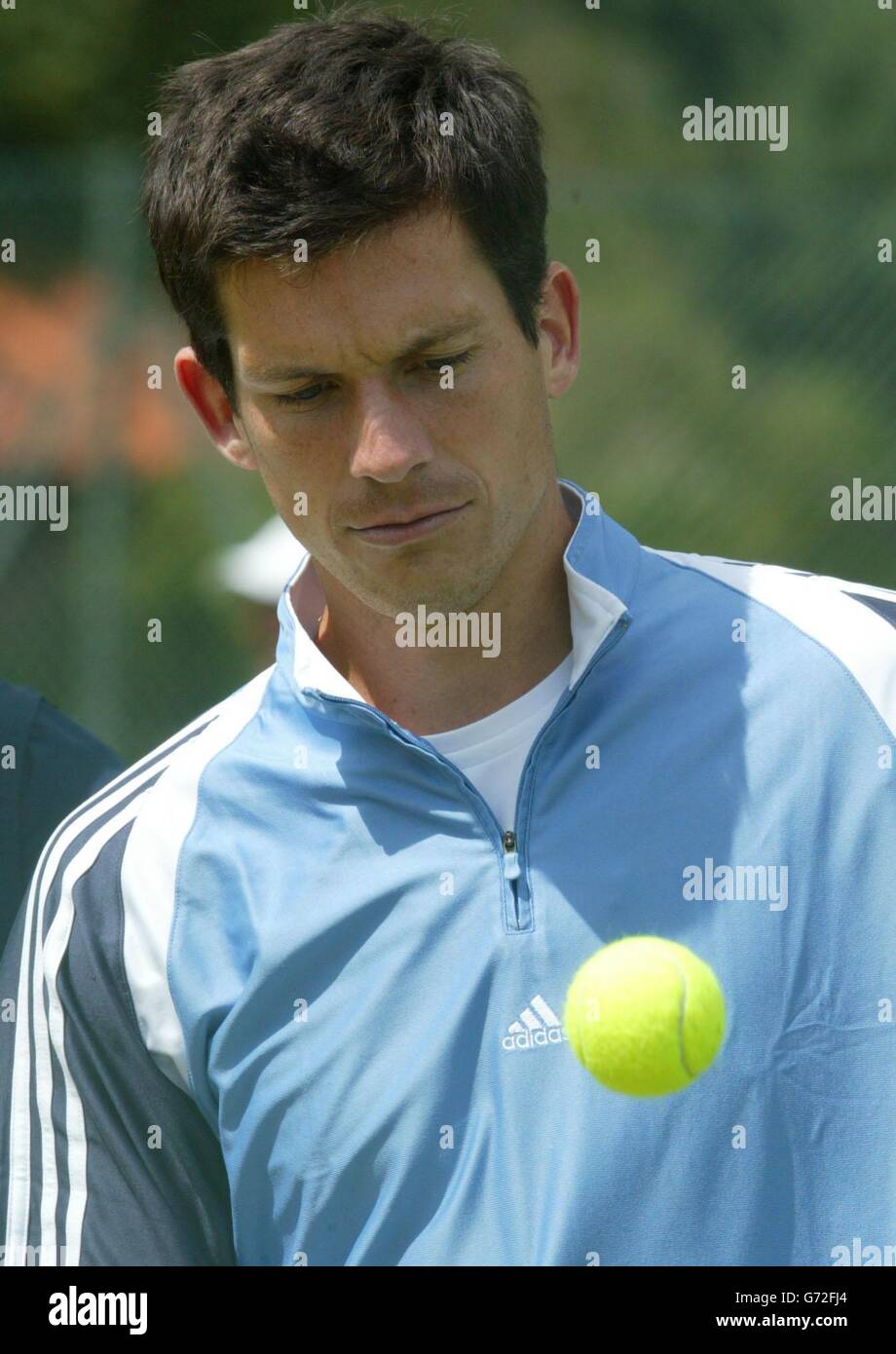 Tennis wim04 tim henman hi-res stock photography and images - Alamy