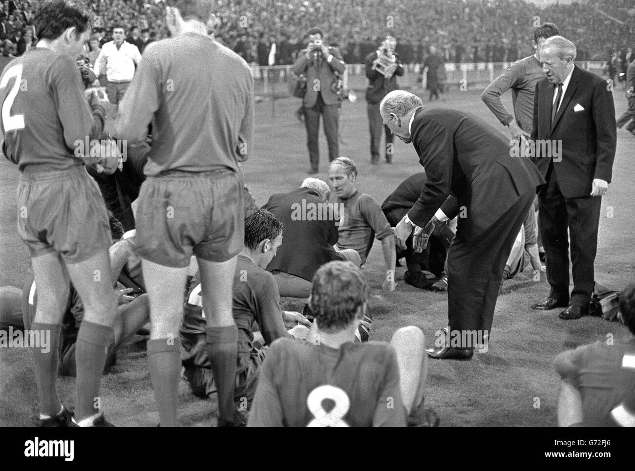 Manchester united 1968 european cup hi-res stock photography and images ...