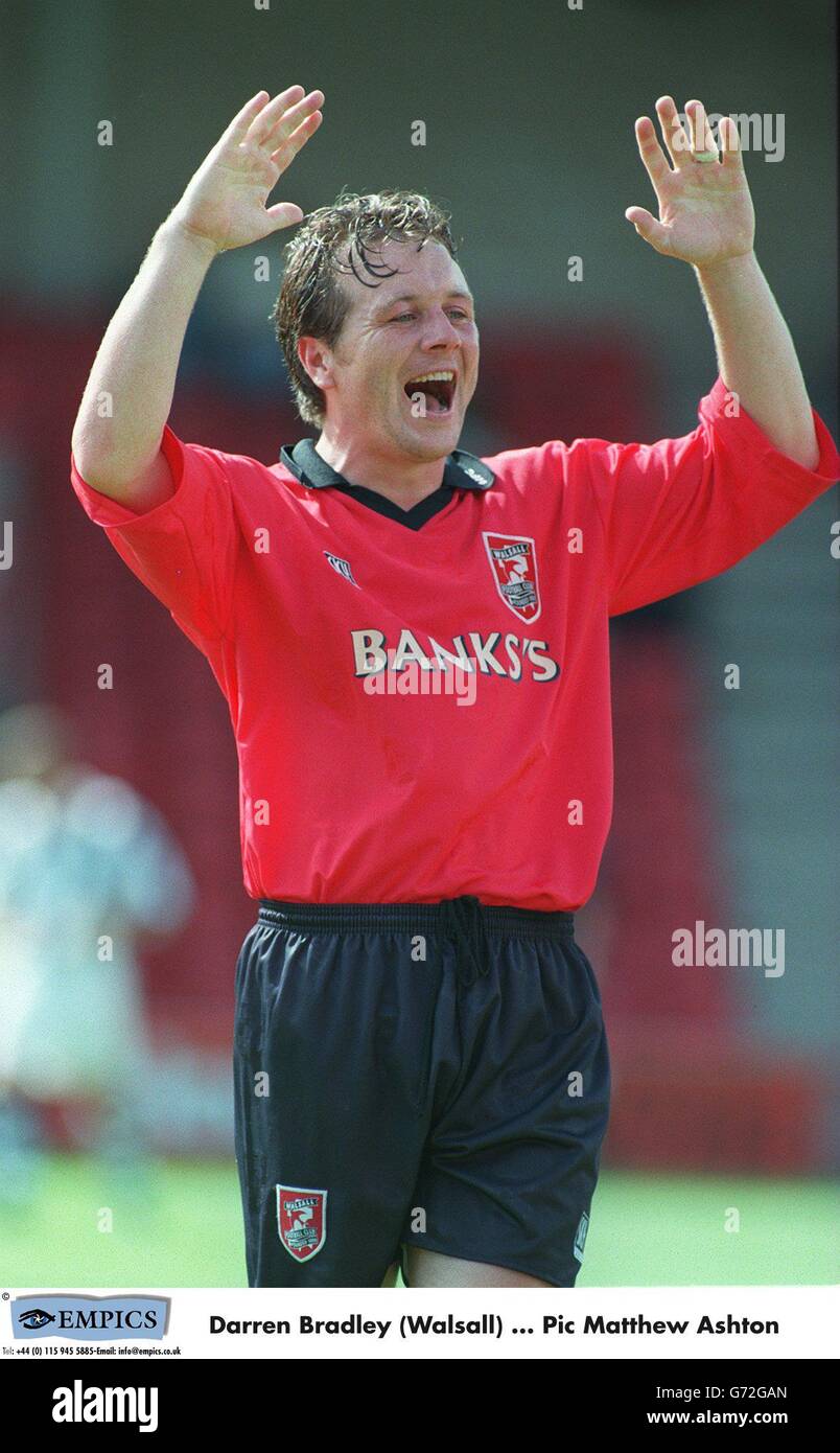Darren bradley west bromwich hi-res stock photography and images - Alamy