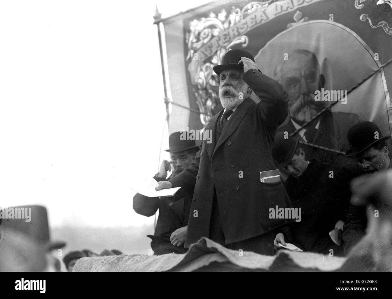 Black labour mp Black and White Stock Photos & Images - Alamy