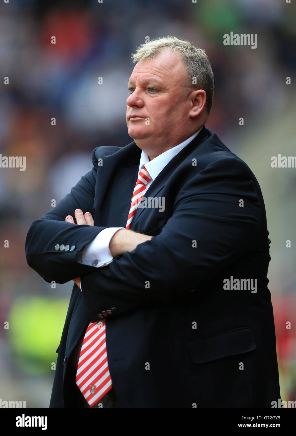 Rotherhams manager steve evans hi-res stock photography and images - Alamy