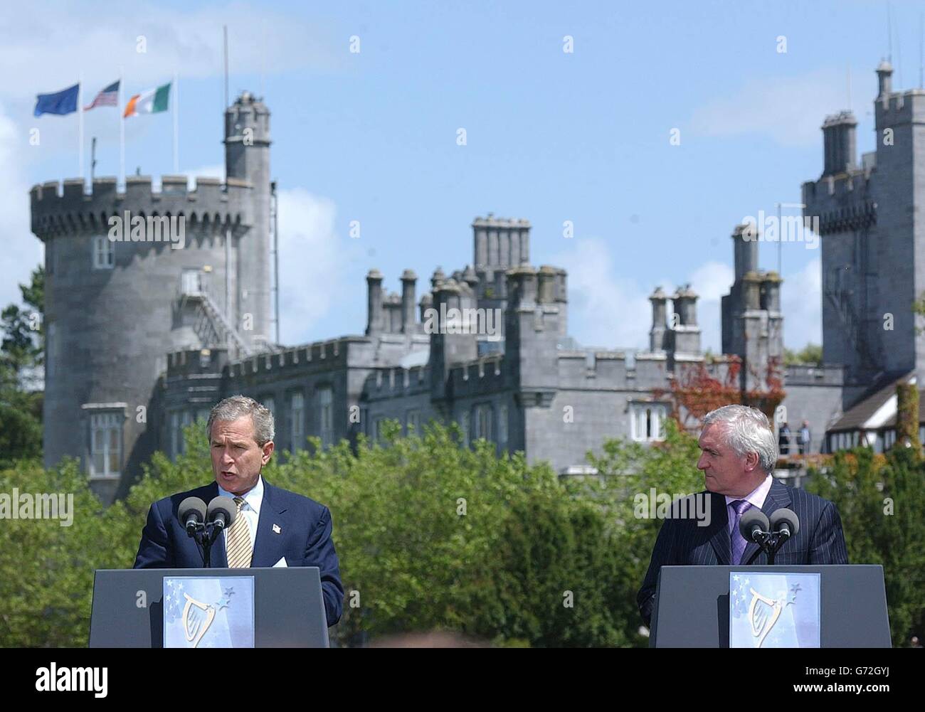 President Bush visit to Ireland Stock Photo - Alamy