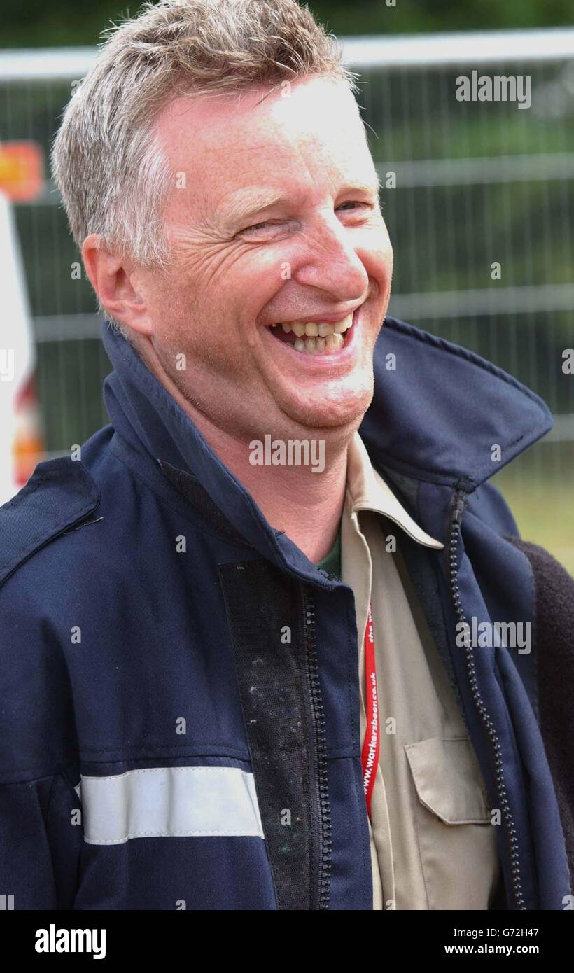 Singer billy bragg glastonbury festival hi-res stock photography and ...