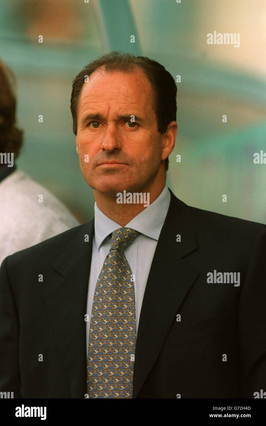 Leeds manager george graham hi-res stock photography and images - Alamy