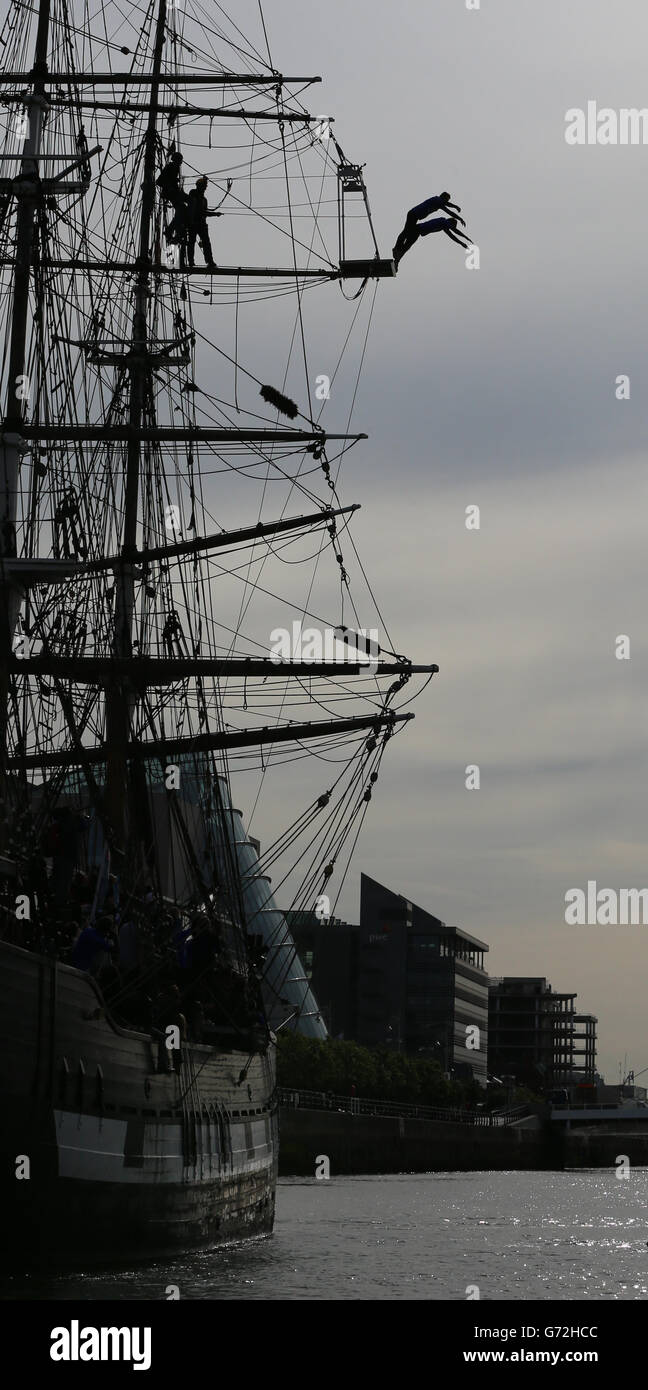 Blake ship hi-res stock photography and images - Alamy