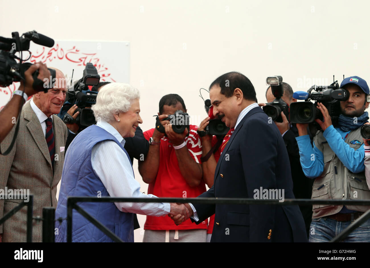 Queen Elizabeth II and the Duke of Edinburgh meet the King of Bahrain ...