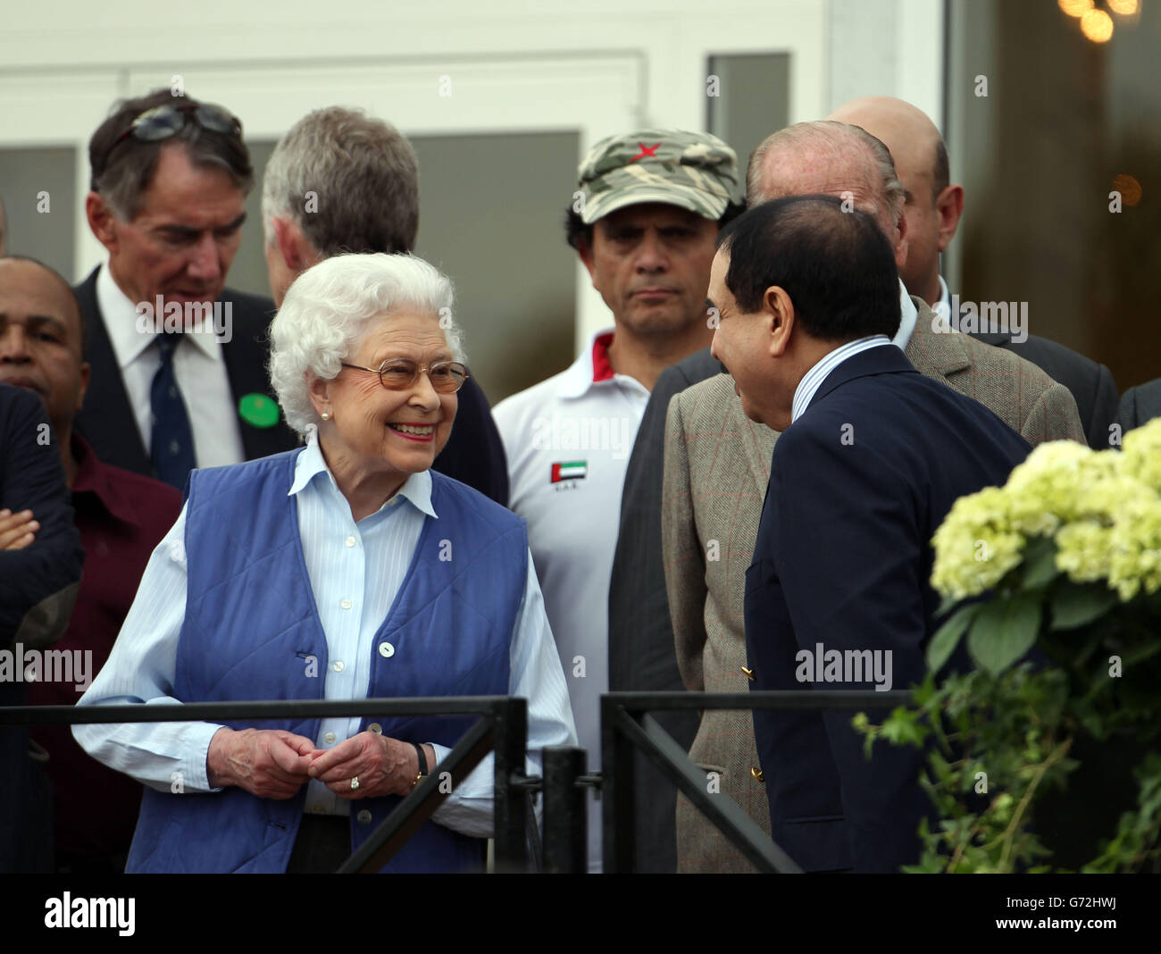 Queen Elizabeth II and the Duke of Edinburgh meet the King of Bahrain ...