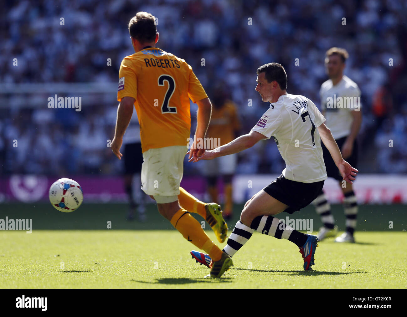 Gatesheads colin larkin right and cambridge uniteds kevin roberts left ...