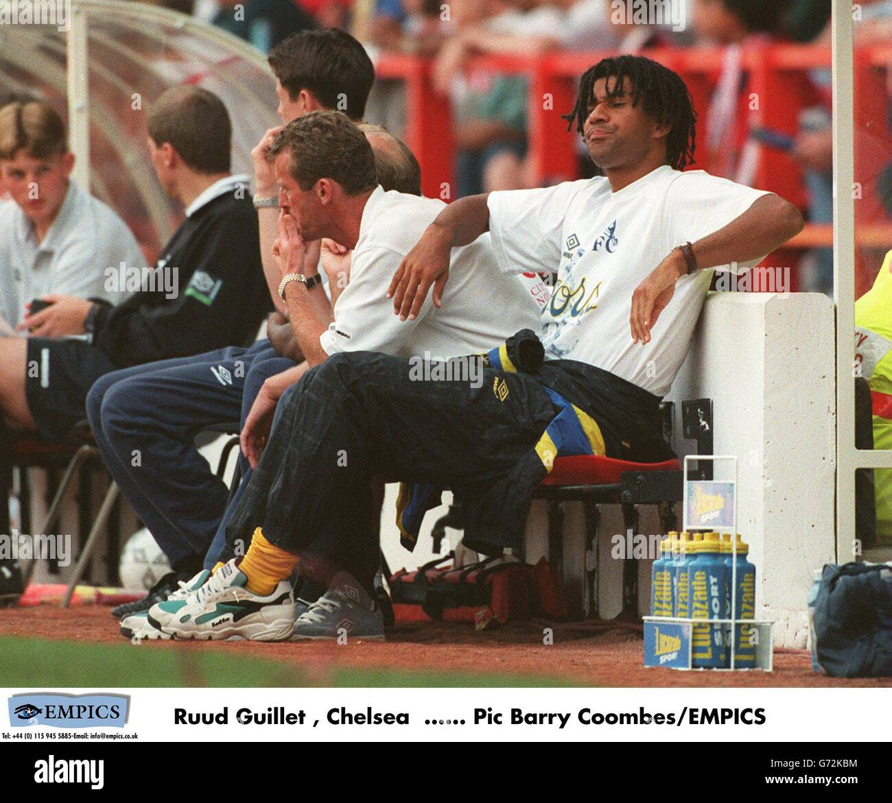 Soccer - Chelsea v Ajax. Ruud Gullit - Chelsea manager Stock Photo - Alamy