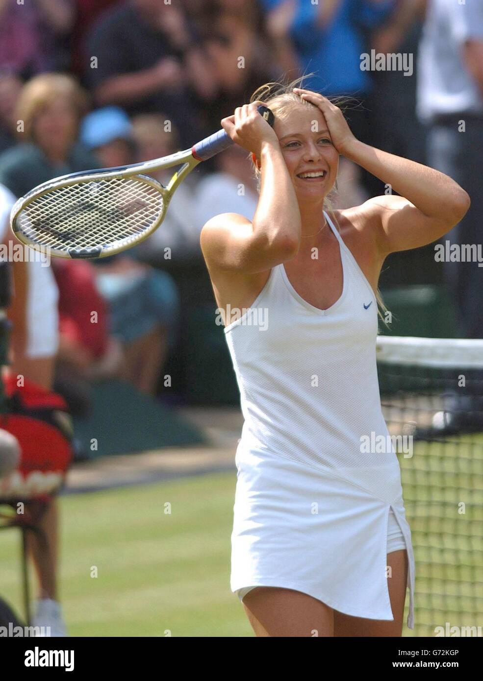 Wimbledon 2004 Maria Sharapova Stock Photo - Alamy