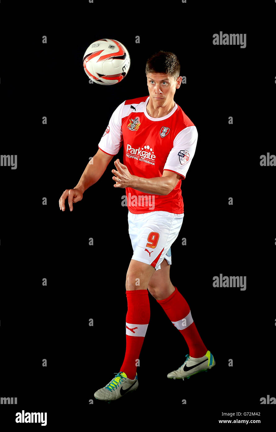 Alex revell soccer hi-res stock photography and images - Alamy