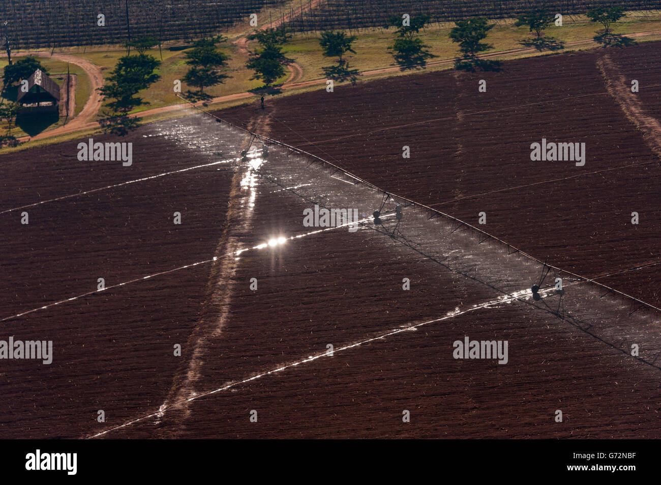 Center pivot aerial hi-res stock photography and images - Alamy