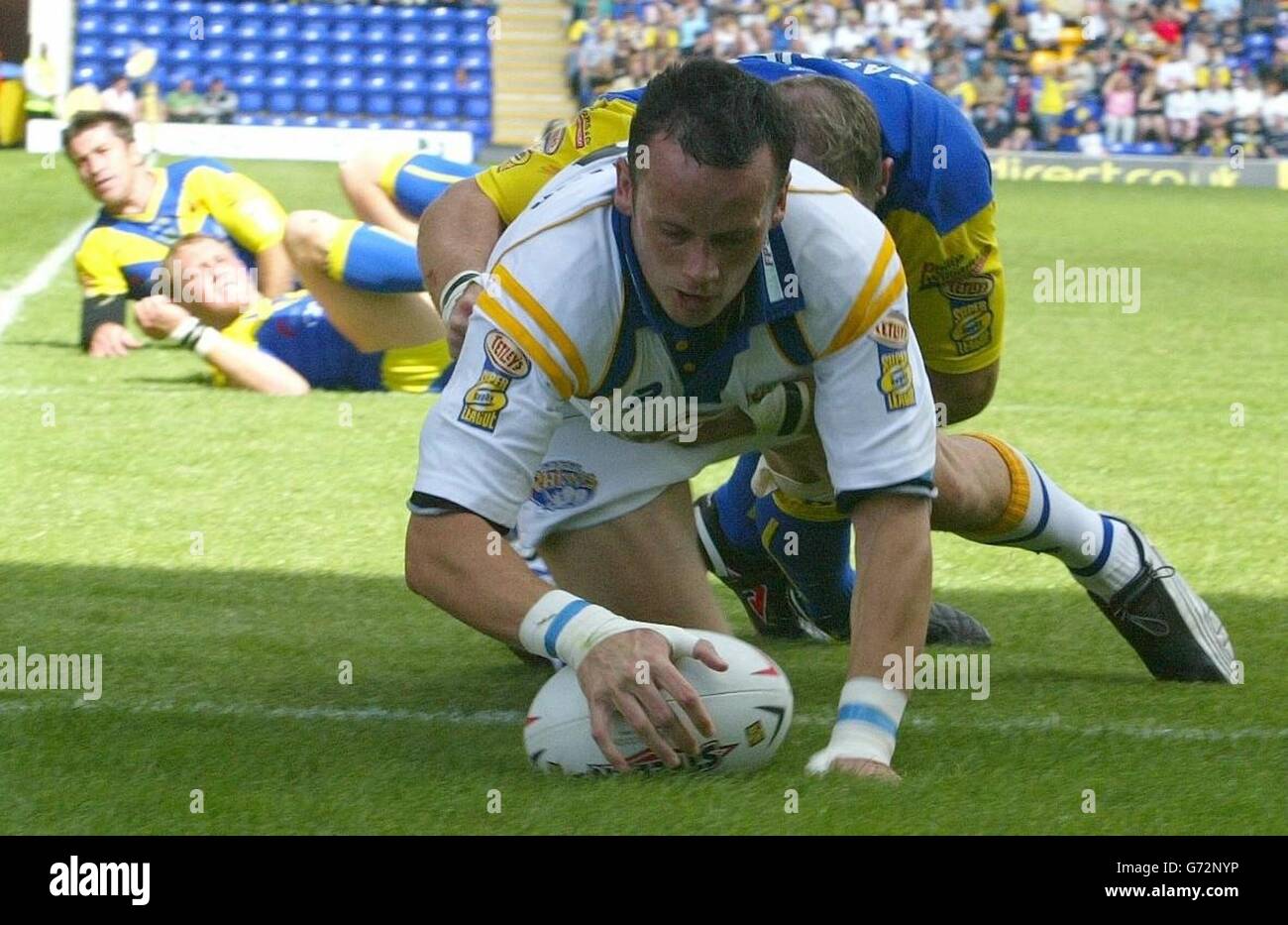 Leeds v Warrington Stock Photo - Alamy