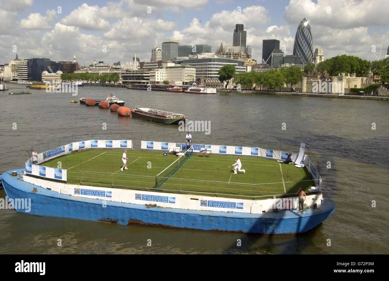 Waterloo floating pier hi-res stock photography and images - Alamy