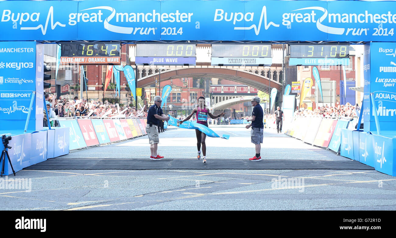 Athletics - BUPA Great Manchester Run Stock Photo - Alamy