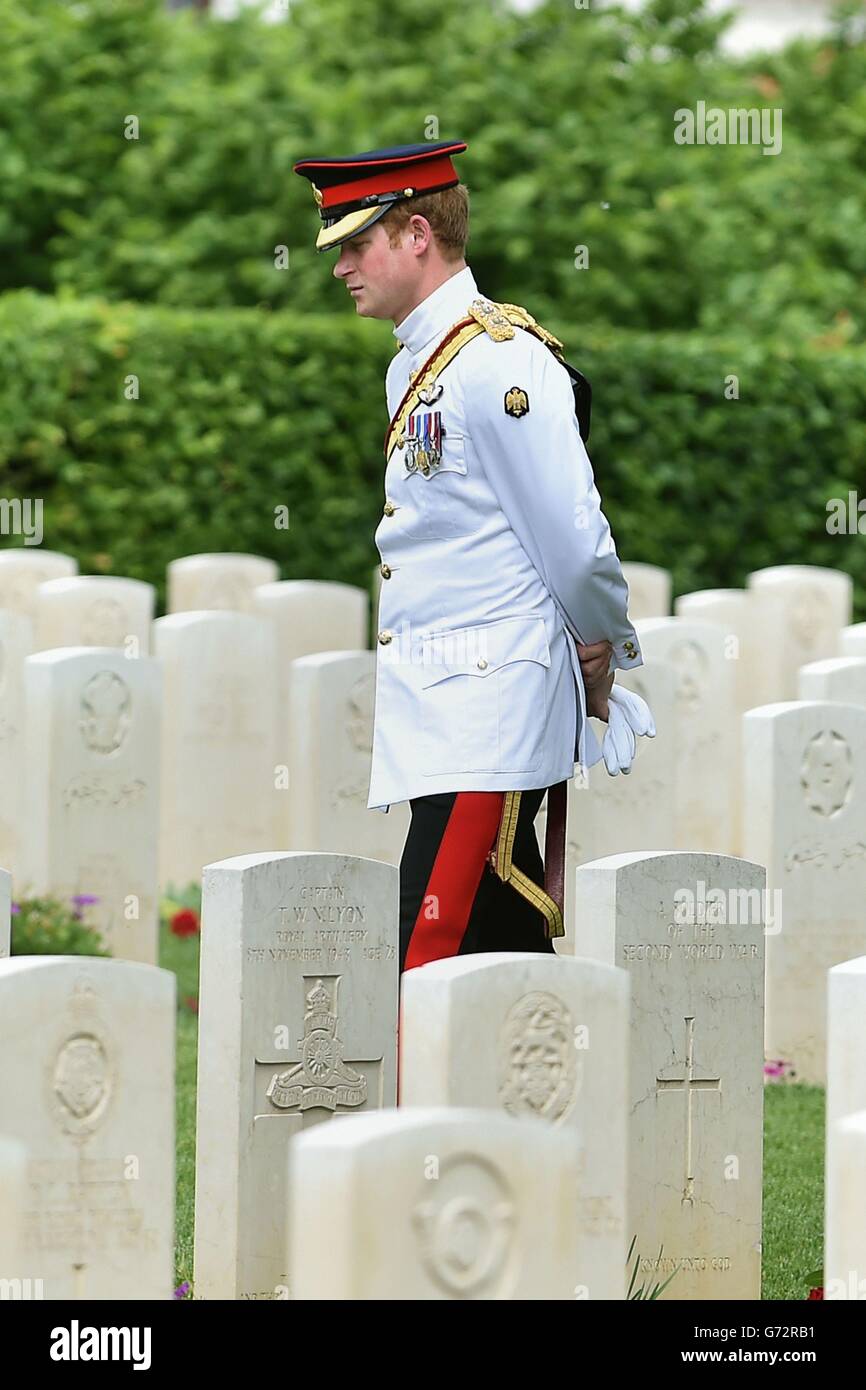 Prince Harry views British war graves at a commemoration at the Cassino ...