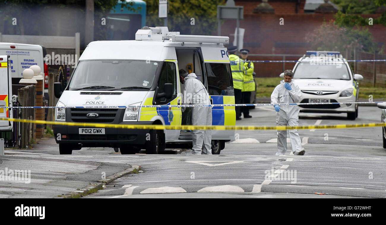 Merseyside police officer hi-res stock photography and images - Alamy